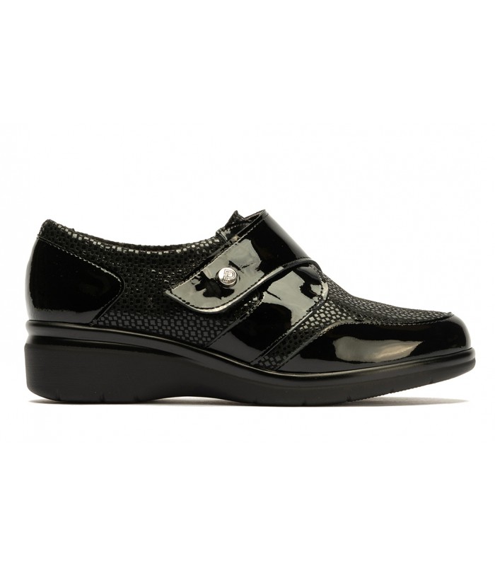 Zapatos con velcro charol negro Pitillos 5311