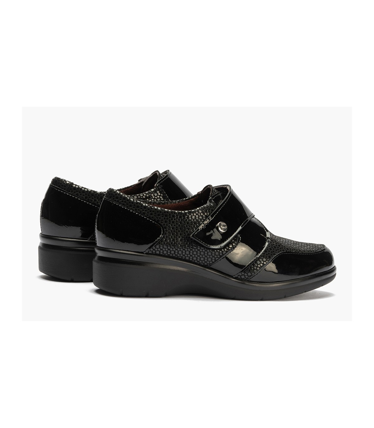 Zapatos con velcro charol negro Pitillos 5311