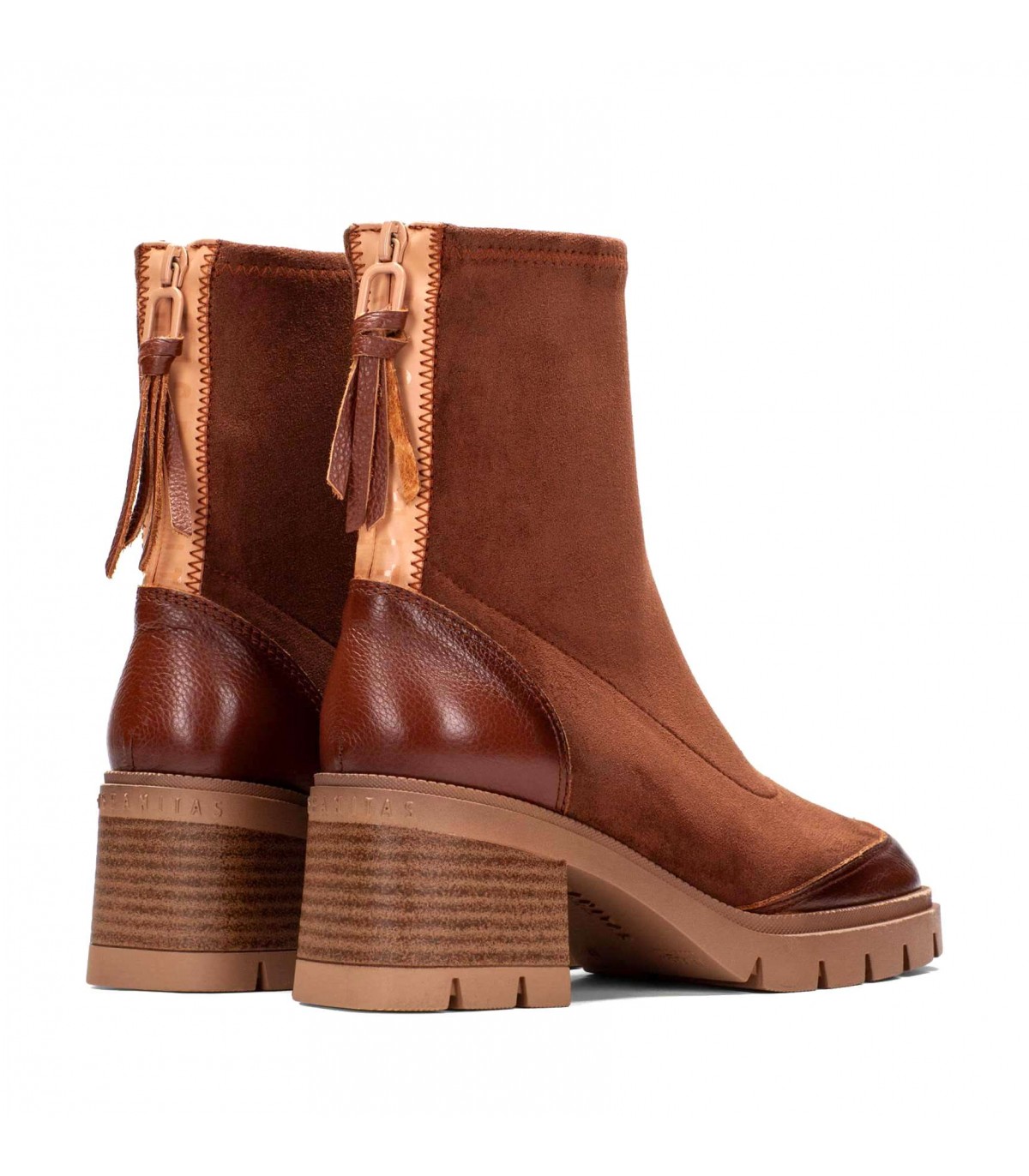 Botines Hispanitas modelo HI243681 en color cuero.